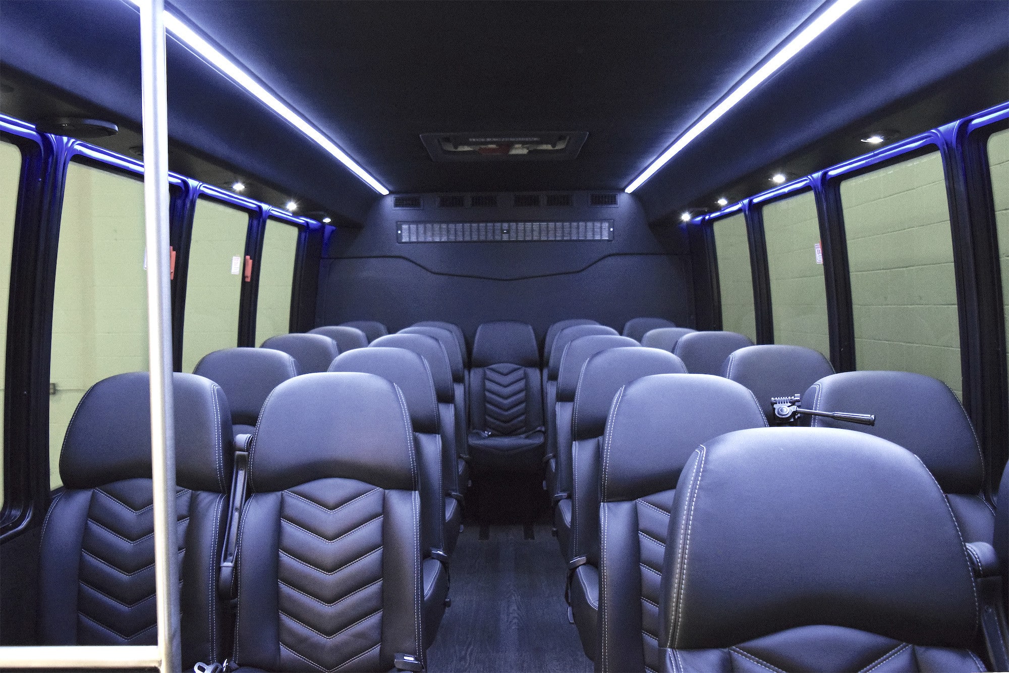 23 Passenger Executive Mini Bus - Atlanta Elite Shuttle